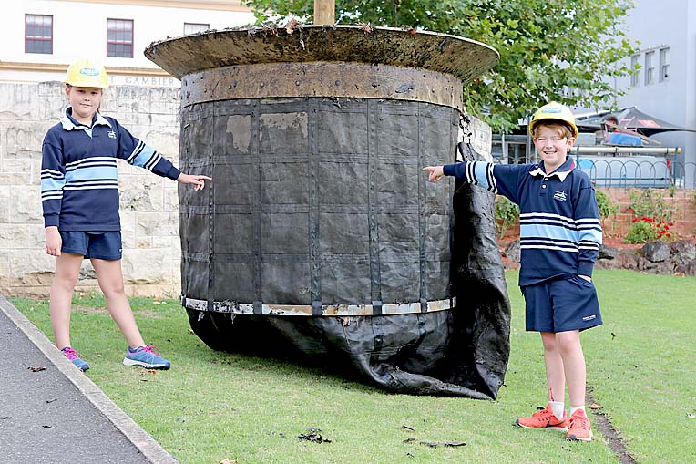 Tonnes of rubbish scooped our during city drainage system maintenance ...