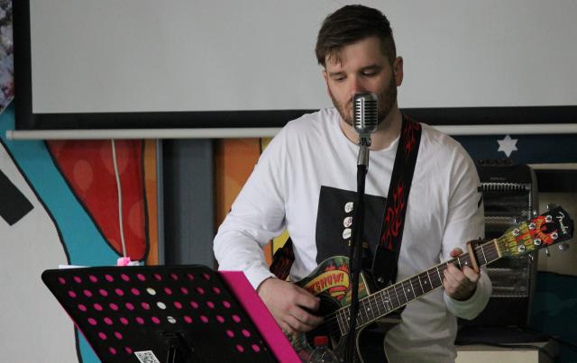 Serene winter tunes - The Border Watch