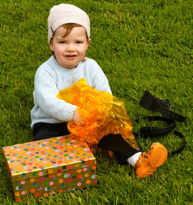 Magic Tom has the Magic Touch - The Border Watch