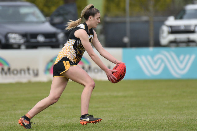 Ready for kick off - The Border Watch