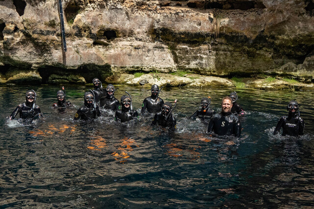 Students treated to cave diving experience - The Border Watch