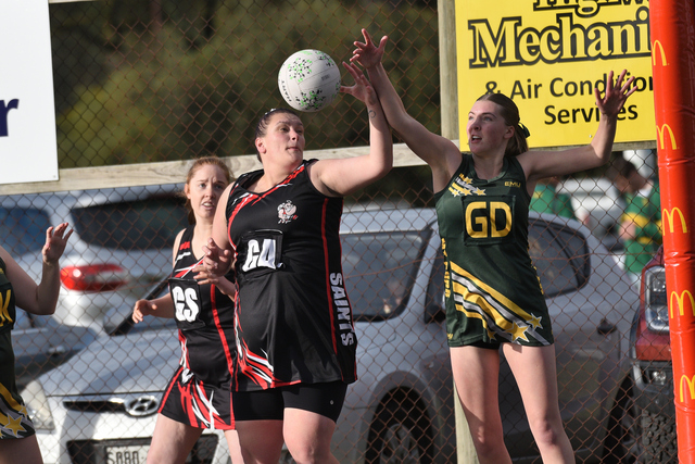 Enticing contest at Nangwarry - The Border Watch